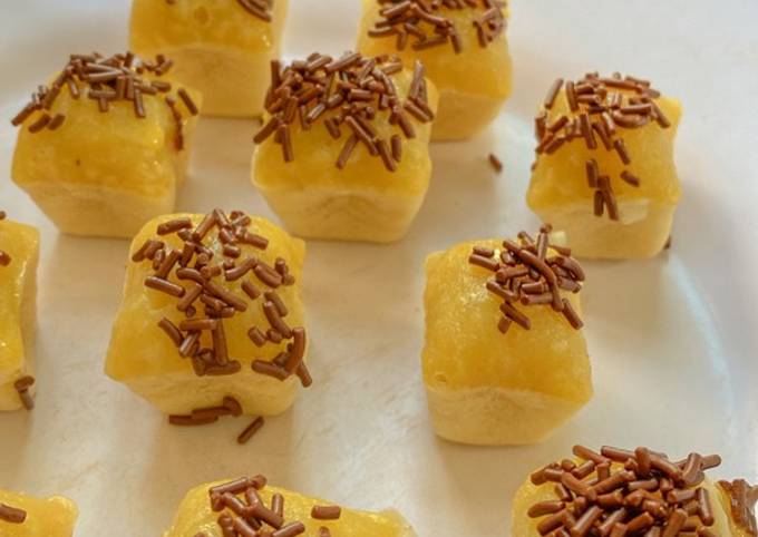 Resep Kue susu keju oleh Qurrotu Ayunin - Cookpad