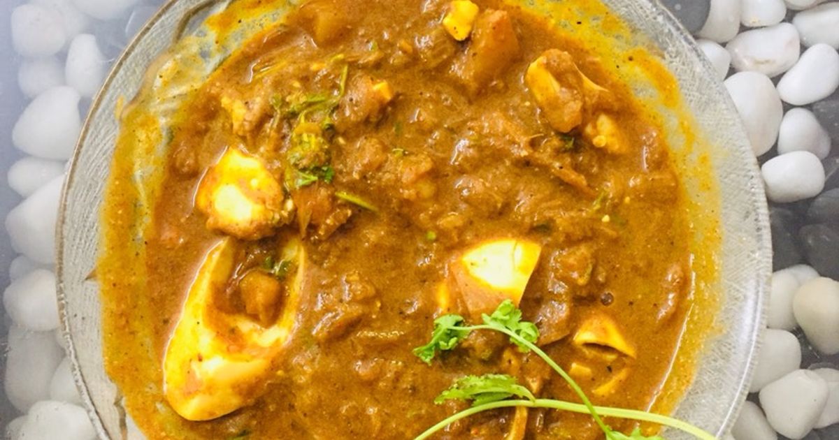 முட்டைஉருளைகிழங்கு குழம்பு(Muttai Kulambu Recipe In Tamil) இவருடைய ...