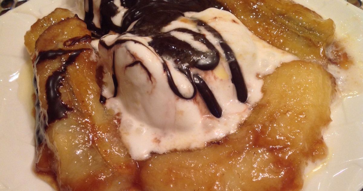 Caramelized Banana Splits With Chocolate Sauce Recipe by Reemol Bony ...