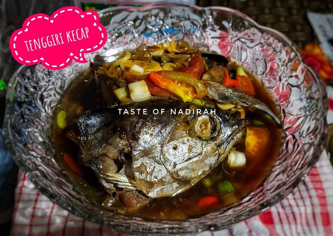 Resep Tenggiri Kecap oleh Christine Febrina Azhari - Cookpad