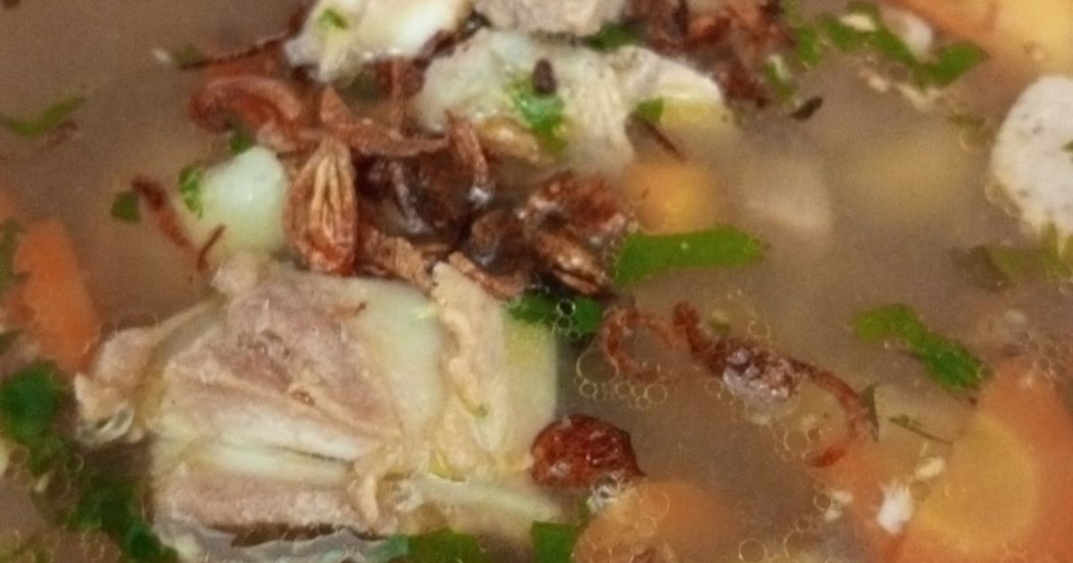 Resep Sop Tulang Gading Sapii oleh Dwiee Rahayu - Cookpad