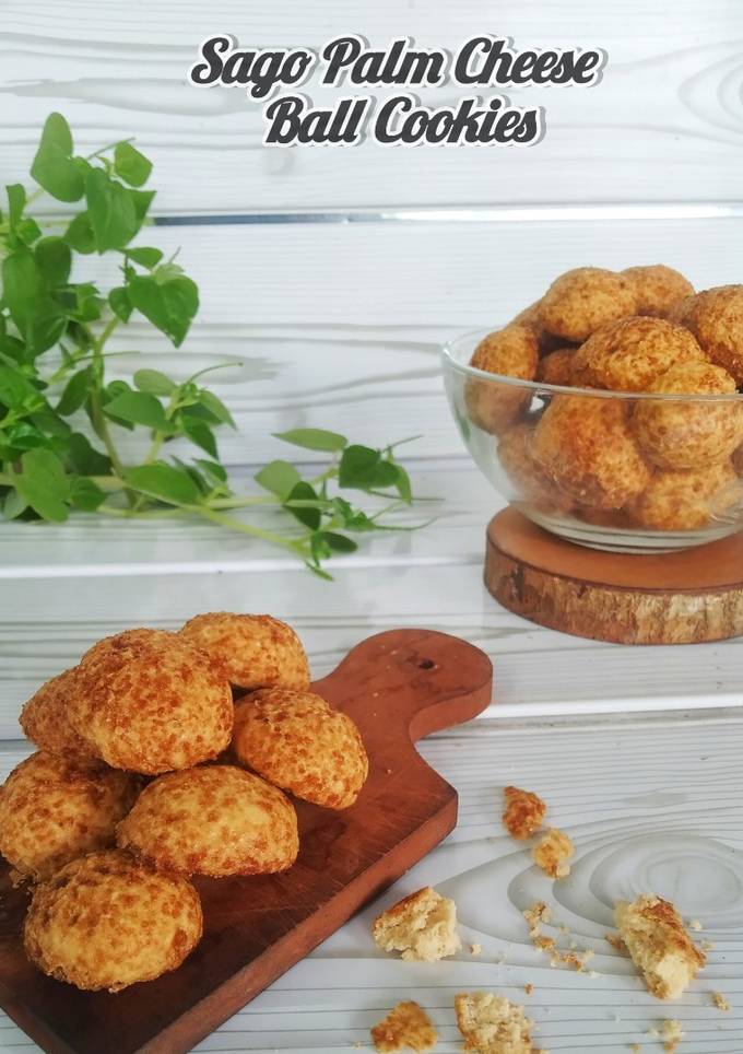Resep Sago Palm Cheese Ball Cookies oleh Syafa Syifa - Cookpad