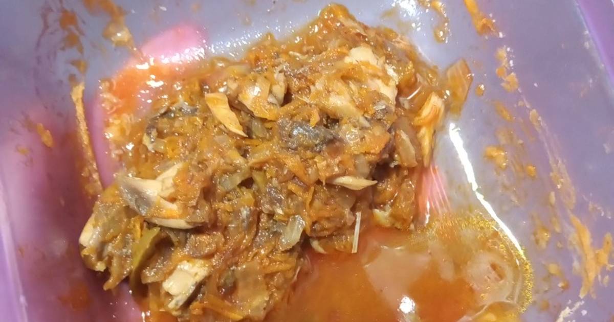 Jurel con salsa al pimentón ahumado y zanahoria rallada Receta de Evee ...