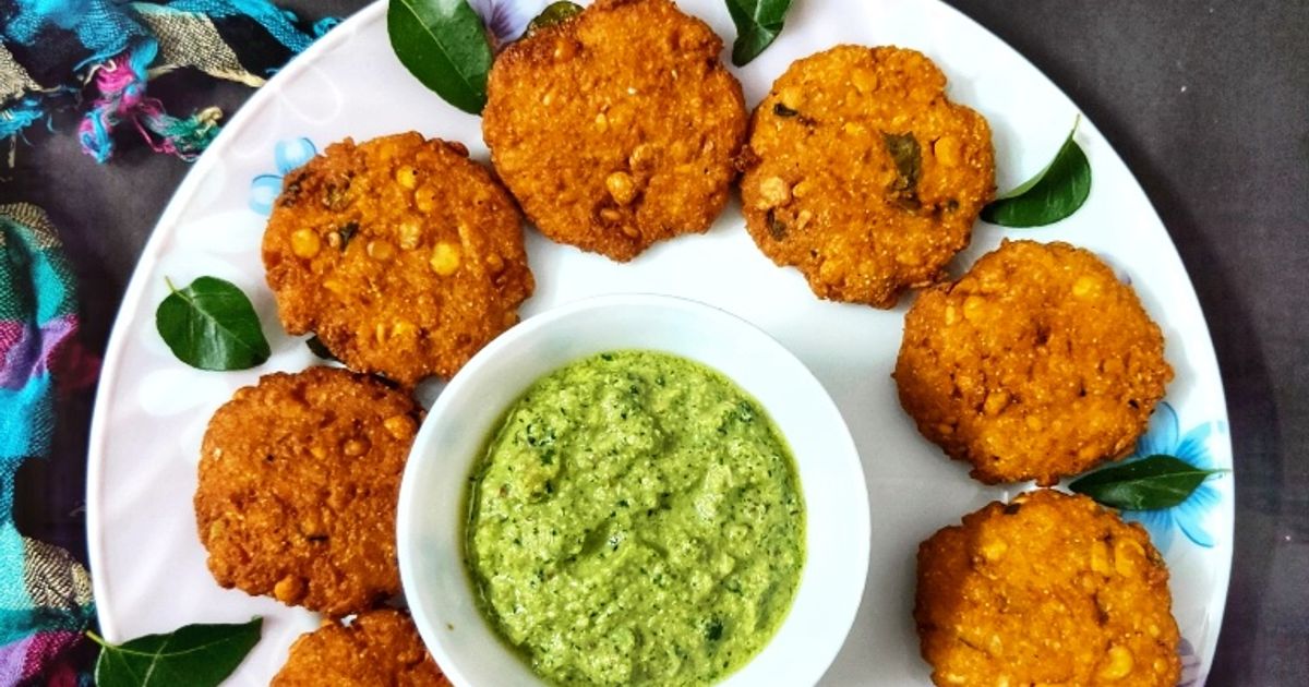 The South Indian Dal Vada Recipe by Rushita Mehta - Cookpad