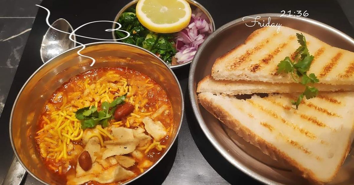 Matkichi Usal Or Misal 😋 Recipe by Anoli Vinchhi - Cookpad