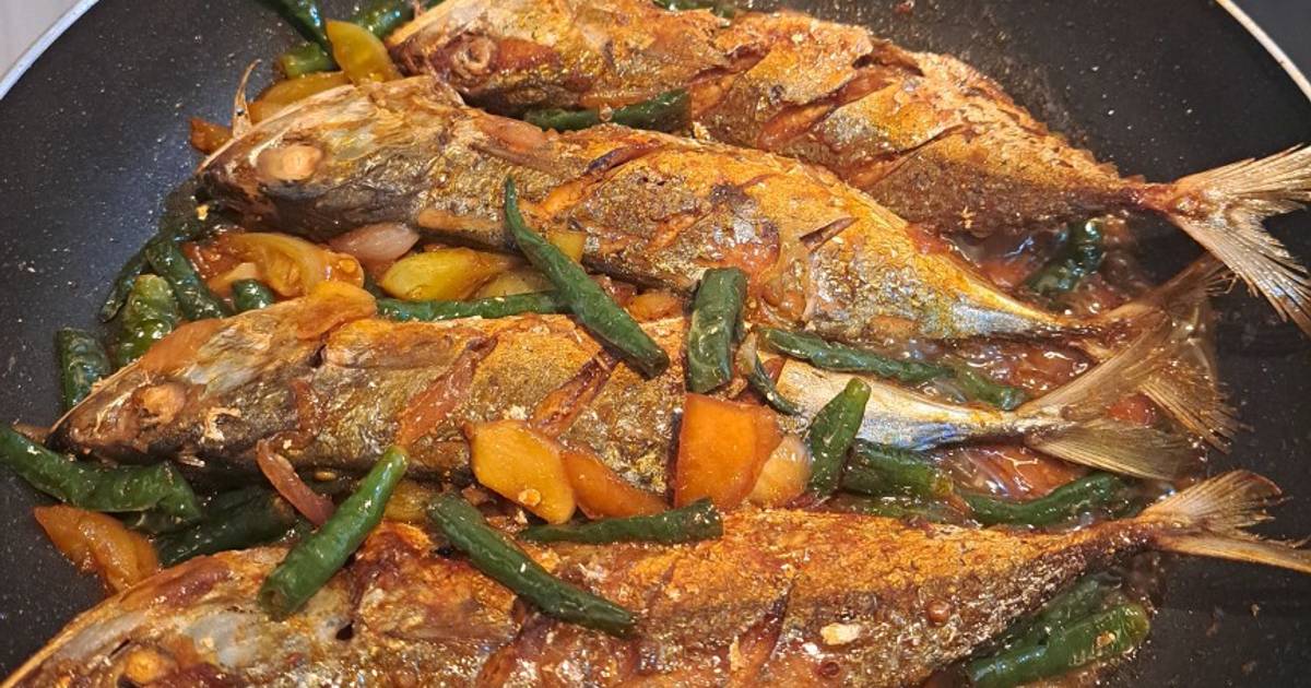 Resep 🗒 Ikan Kembung Cabai Ijo oleh Nuri Riyanti - Cookpad