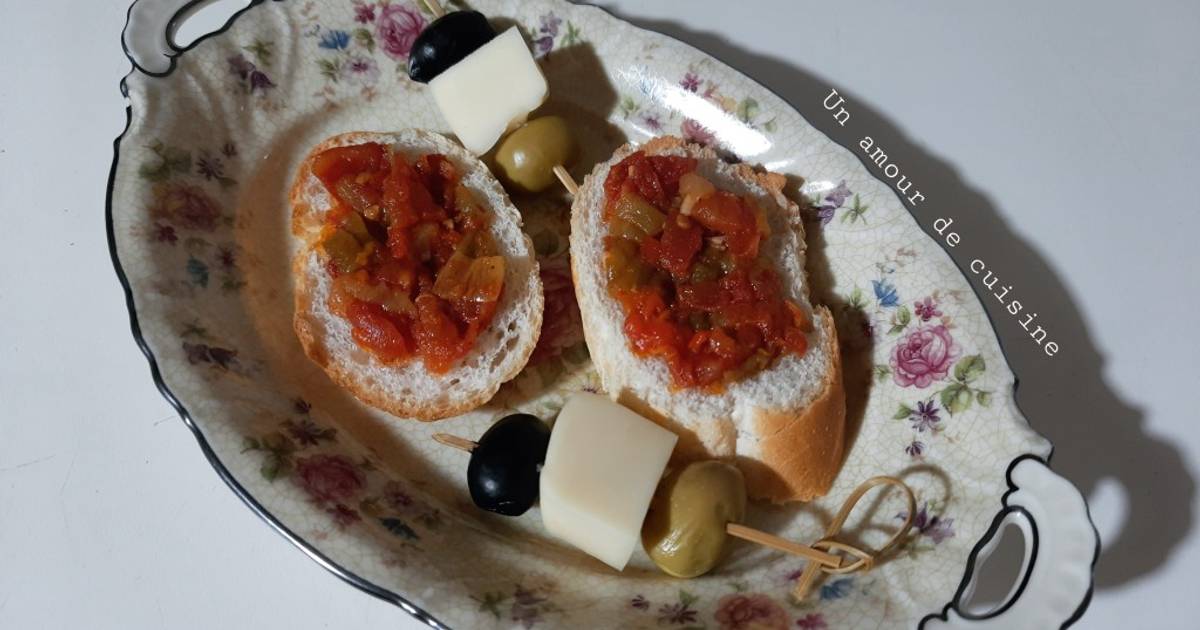 Tartines et mini brochettes apéro 🍹 de Un amour de cuisine - Cookpad
