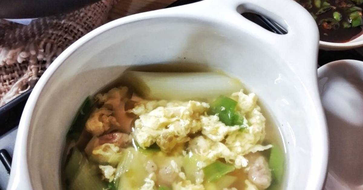 Resep Sup Telur Tomat oleh aniesaryono - Cookpad
