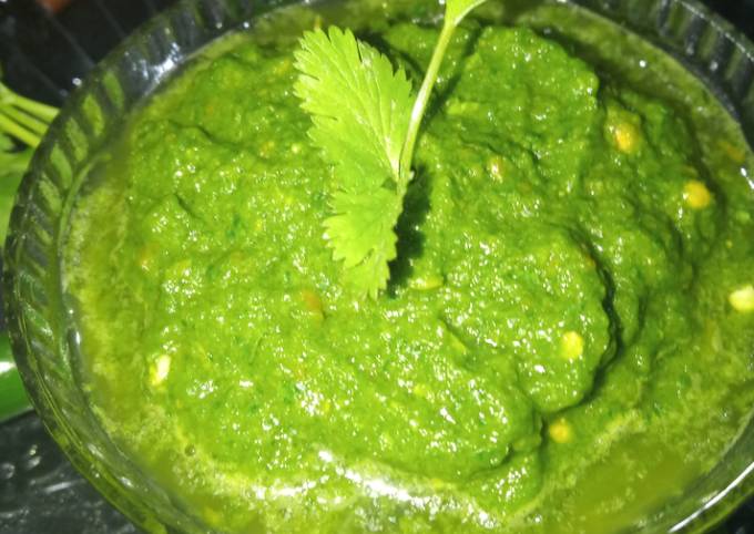धनिया पत्ती की चटनी (Dhaniya patti ki chutney recipe in hindi) रेसिपी ...