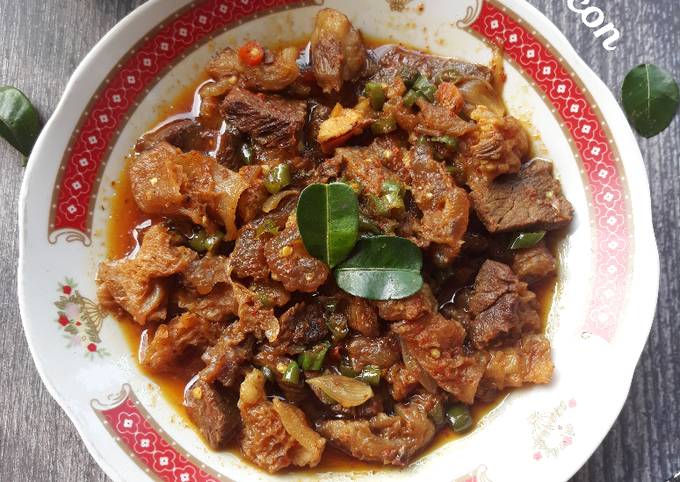 Resep Oseng-oseng Mercon Khas Yogyakarta oleh Dwi Septi - Cookpad