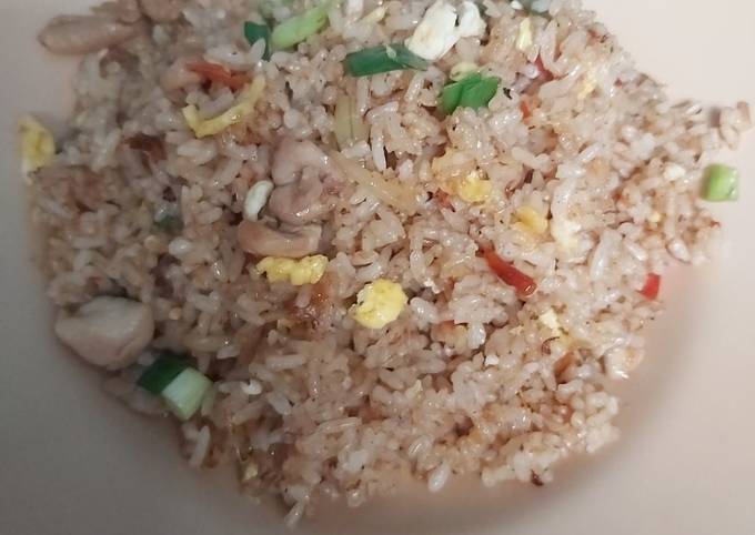 Resep Nasi goreng terasi makyus oleh MamamMia - Cookpad