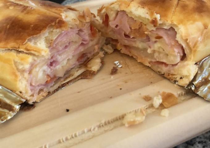 Arrollado De Jamón Y Queso Con Masa De Hojaldre Receta De Eliana P
