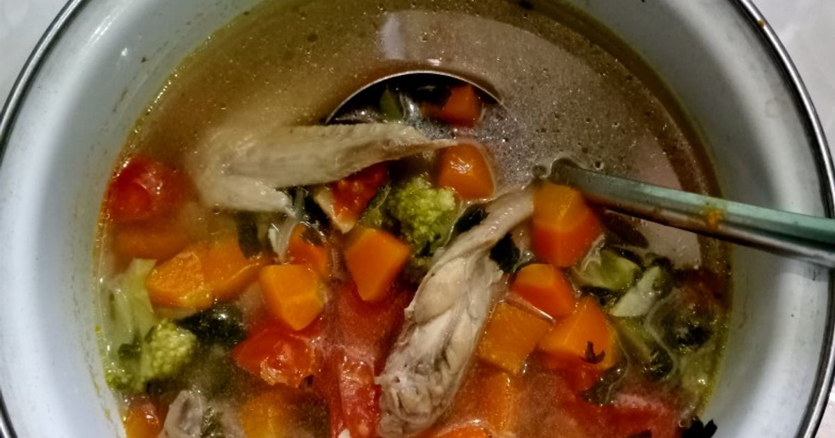 Resep sop ayam wortel brokoli rumahan enak dan mudah - Cookpad