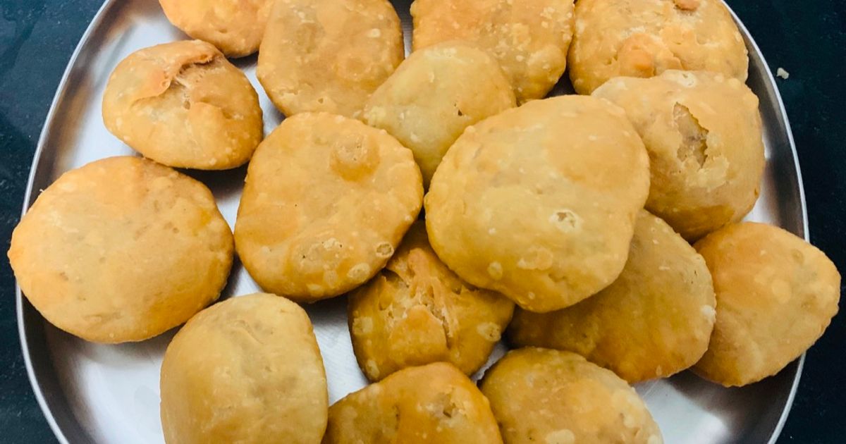 Khasta Besan Kachori Recipe by Smita Agarwal - Cookpad