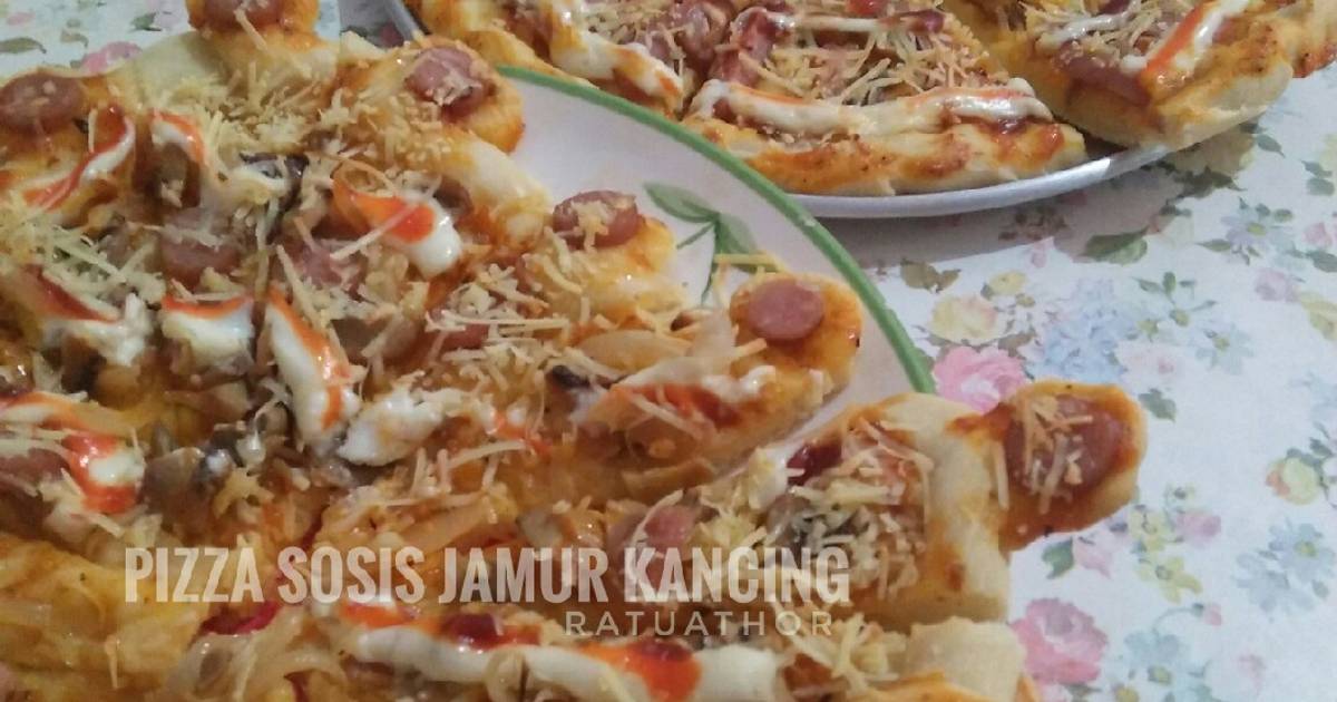 Resep Pizza sosis jamur kancing oleh RatuAthor - Cookpad