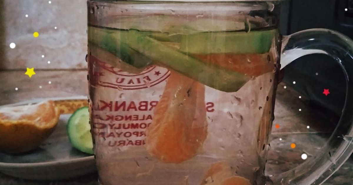 Resep Infused Water Jeruk Dan Timun oleh House Of Aryah - Cookpad