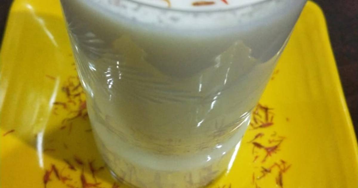 Kesar milk Recipe by Prem Sukhija - Cookpad