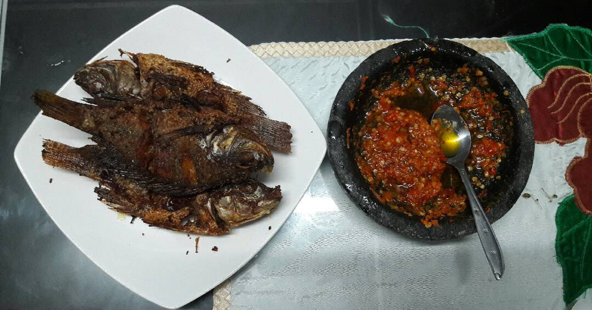 Resep Mujaer Goreng Dan Sambal Bawang oleh Dapur Yayaz - Cookpad