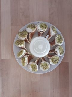 Atayef Asafiri Recipe by عاشقة المنتظر - Cookpad