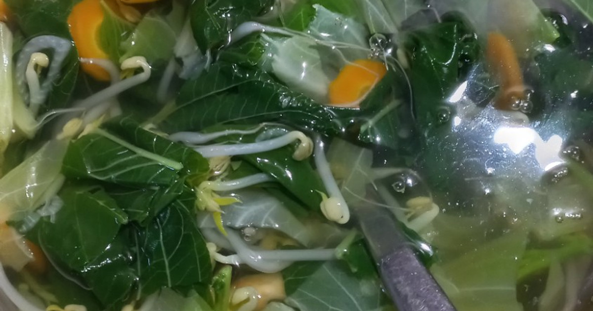 Resep Sayur Bening Bayam, Wortel, Kubis, Tauge oleh Dapur Bunda - Cookpad