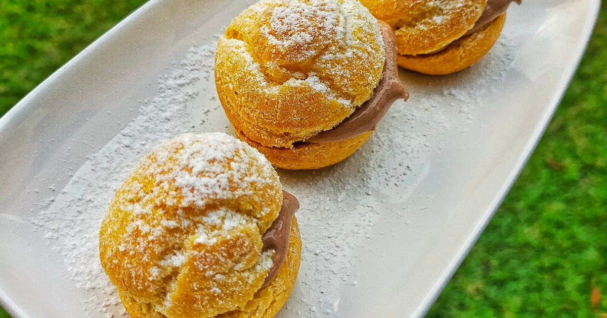Resep Choux Pastry With Chocolate Diplomat Cream oleh Adila Kitchen ...