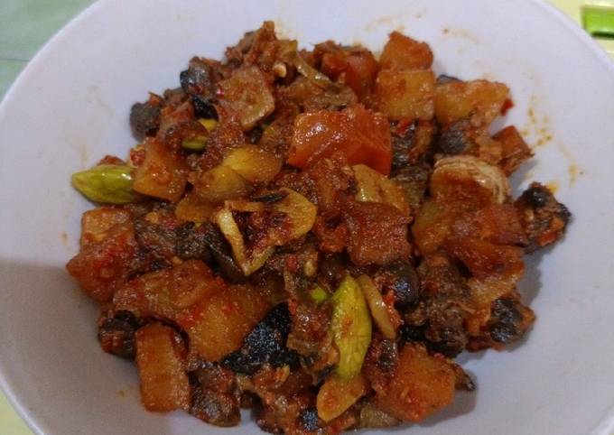 Resep Sambel goreng kentang rempela ati oleh Eliza Putri Agniya - Cookpad