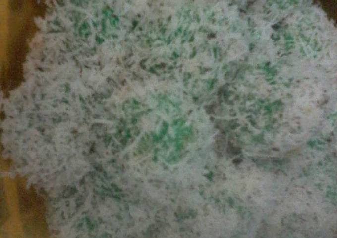 Resep Klepon gula merah dan coklat lumer. oleh theresa ibrahim - Cookpad