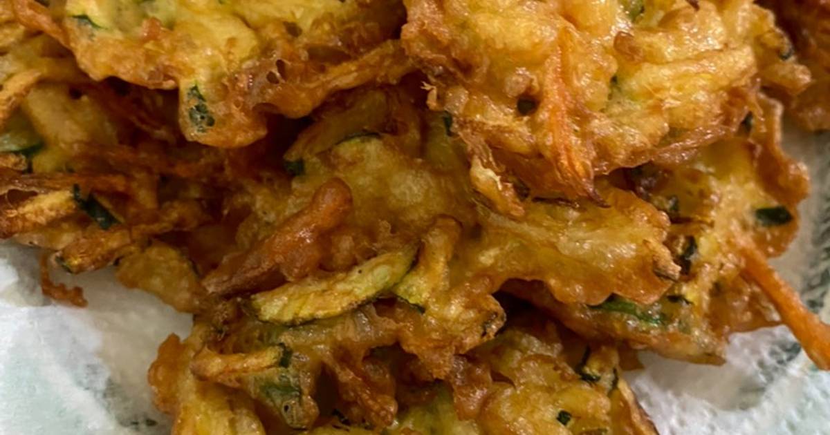 Resep Zucchini fritters / bakwan zukini oleh Angeline Hosen - Cookpad
