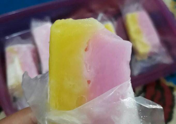 Resep Es Kue 💙 oleh Fanny Widyanti - Cookpad