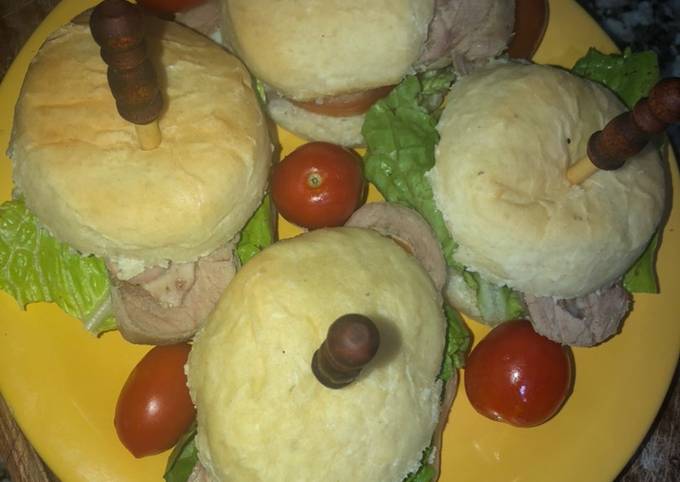 Sándwich de matambre, lechuga y tomate, con figacita casera😋 Receta de ...
