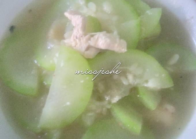 Resep 44. Labu Air kuah Ayam oleh missjeshe - Cookpad