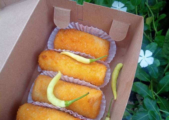 Resep Risol isi Ayam-Wortel oleh Inda Linggawati - Cookpad