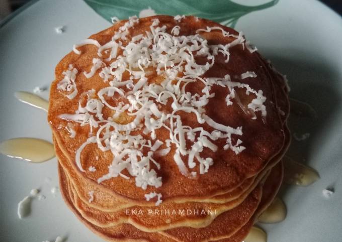 Resep Pancake Pisang (pakai teflon) oleh eka prihamdhani - Cookpad