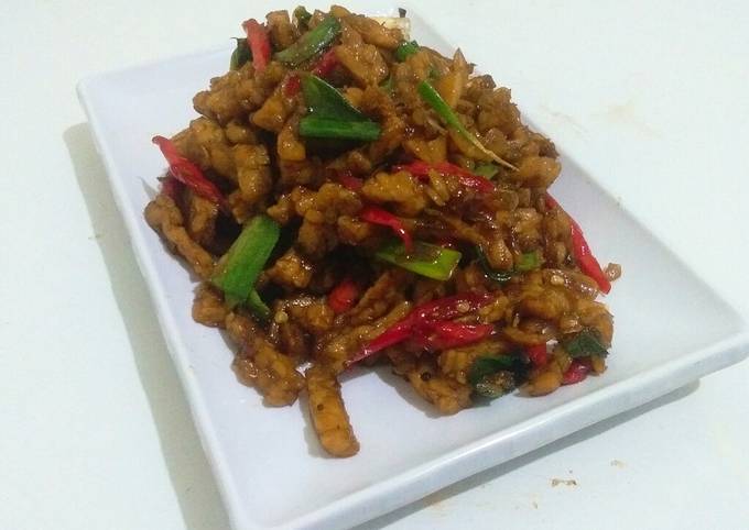 Resep Tempe orek kecap oleh Kiki_Nomuyepo - Cookpad
