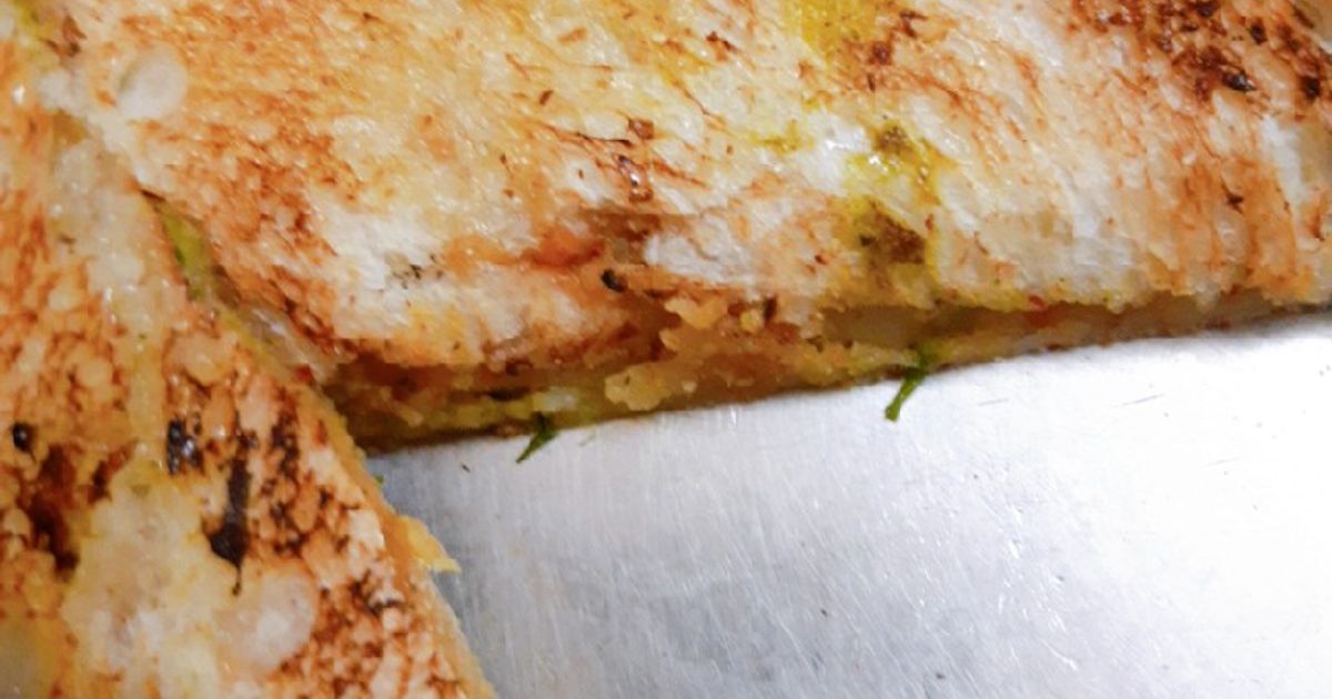 आलू टोस्ट (Aloo Toast Recipe In Marathi) रेसिपी Bhakti Chavan द्वारे ...