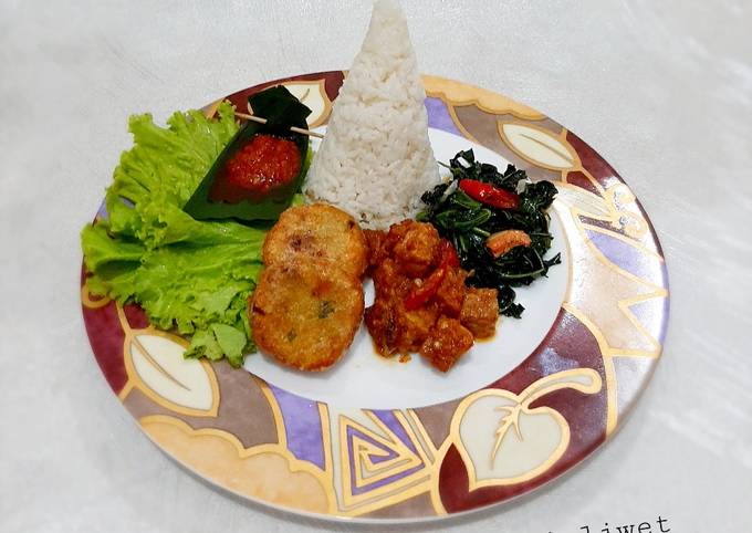 Resep Tumpeng Nasi Liwet (versi mini) oleh Thyara - Cookpad