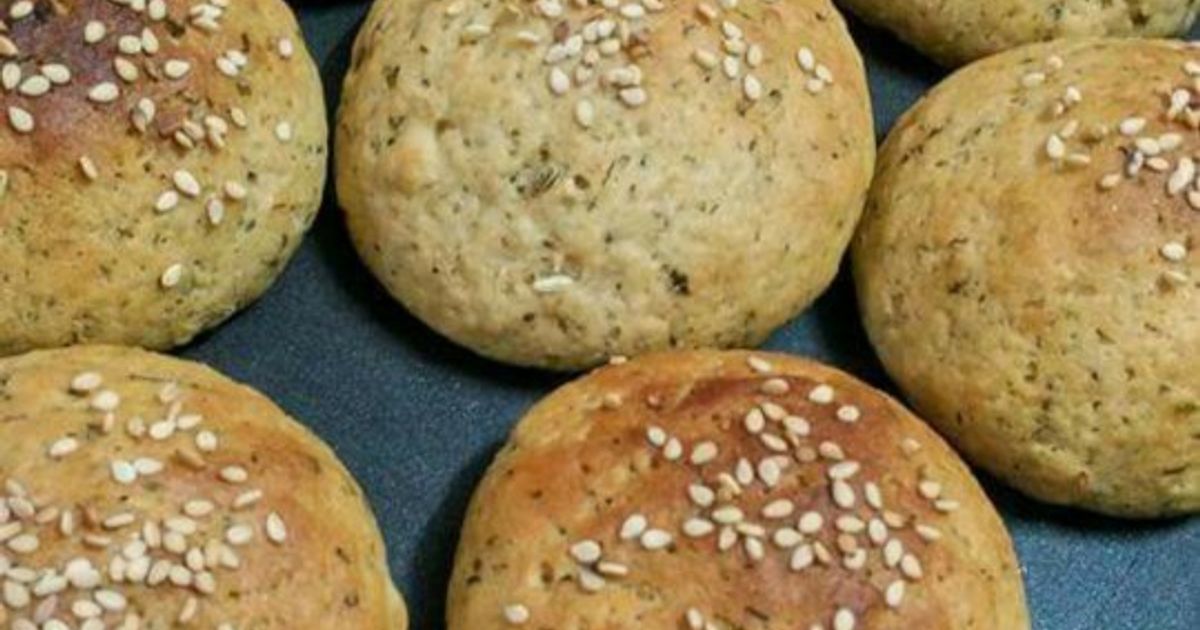 Healthy Spiced Buns Recipe by Asiyah Naveed Roghay - Cookpad