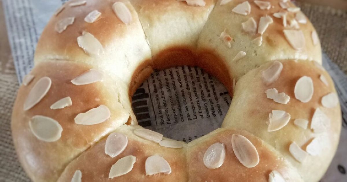 Resep Roti Sobek Topping Almond oleh Nindaummuzia - Cookpad