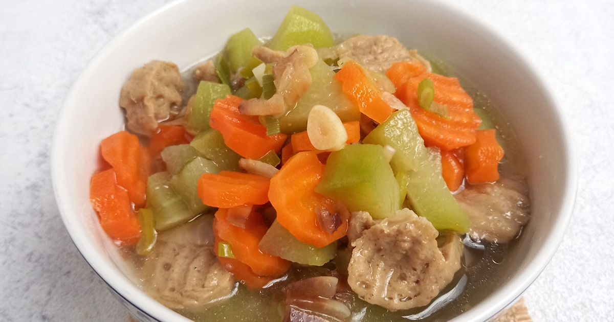 Resep sop labu siam, wortel, bakso rumahan enak dan mudah - Cookpad