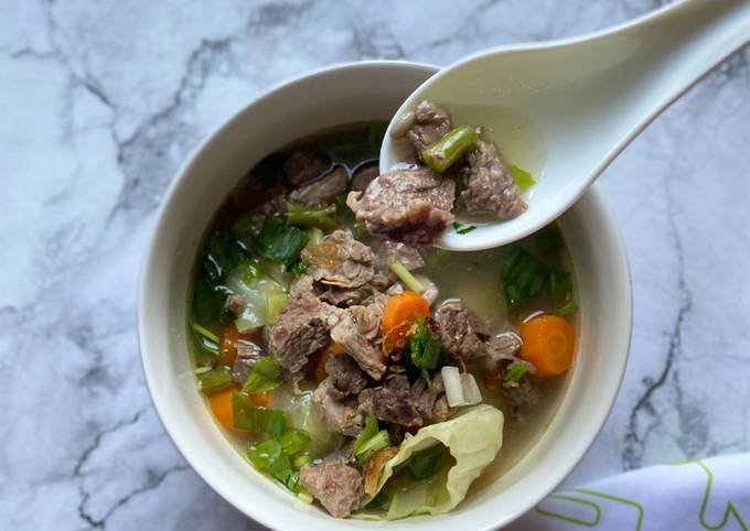 Resep Sup Daging Sapi Praktis oleh Rini Dwi Astuti - Cookpad