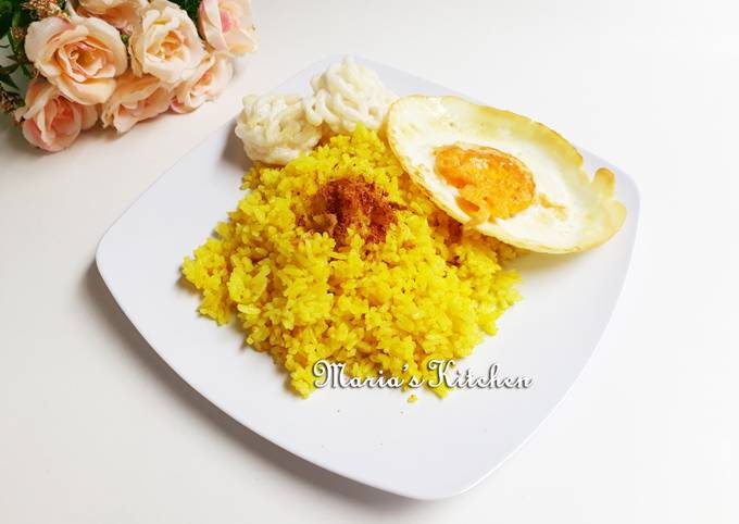 Resep Nasi Goreng Kunyit oleh Maria’s Kitchen - Cookpad