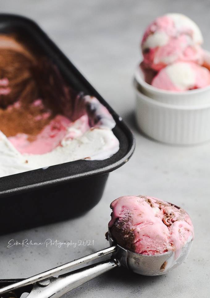 Resep Ice Cream Homemade (lembut dan enak bangeett) oleh Ecka Rahma ...