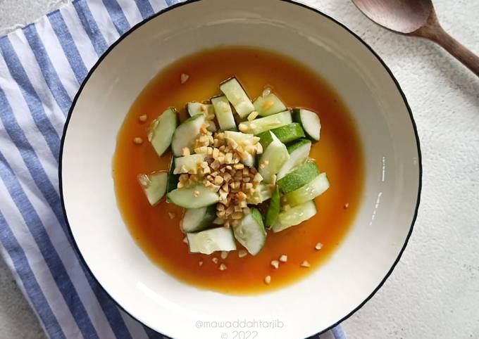 Resep Rujak Timun simple oleh Mawaddah Tarjib - Cookpad