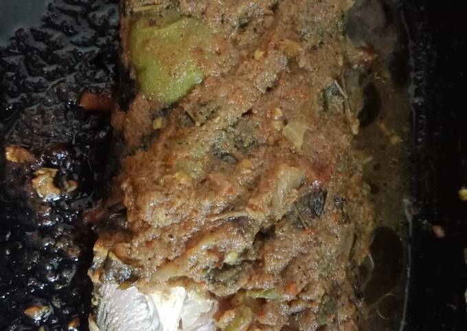 Resep Ikan bumbu Kari Basil oleh Intan Kemalasari - Cookpad