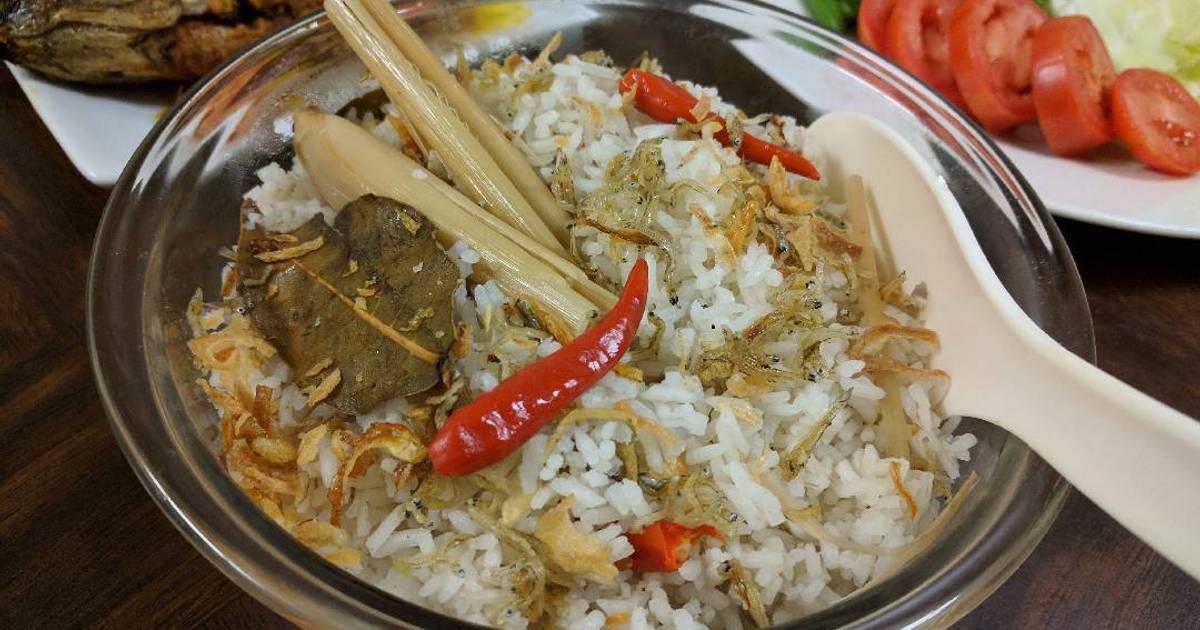 Resep Nasi liwet *rice cooker* oleh Elza Simple Kitchen - Cookpad