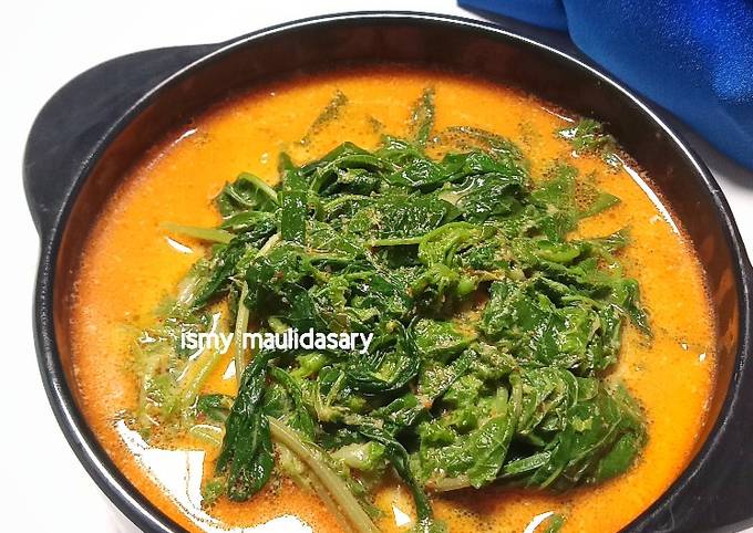 Resep Gulai Daun Singkong oleh Ismy Maulidasary - Cookpad
