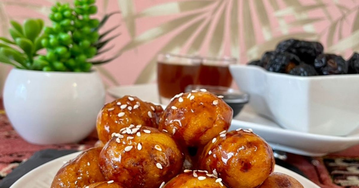 Luqaimat (Emirati Dessert) Recipe by Sadaf Jabeen - Cookpad