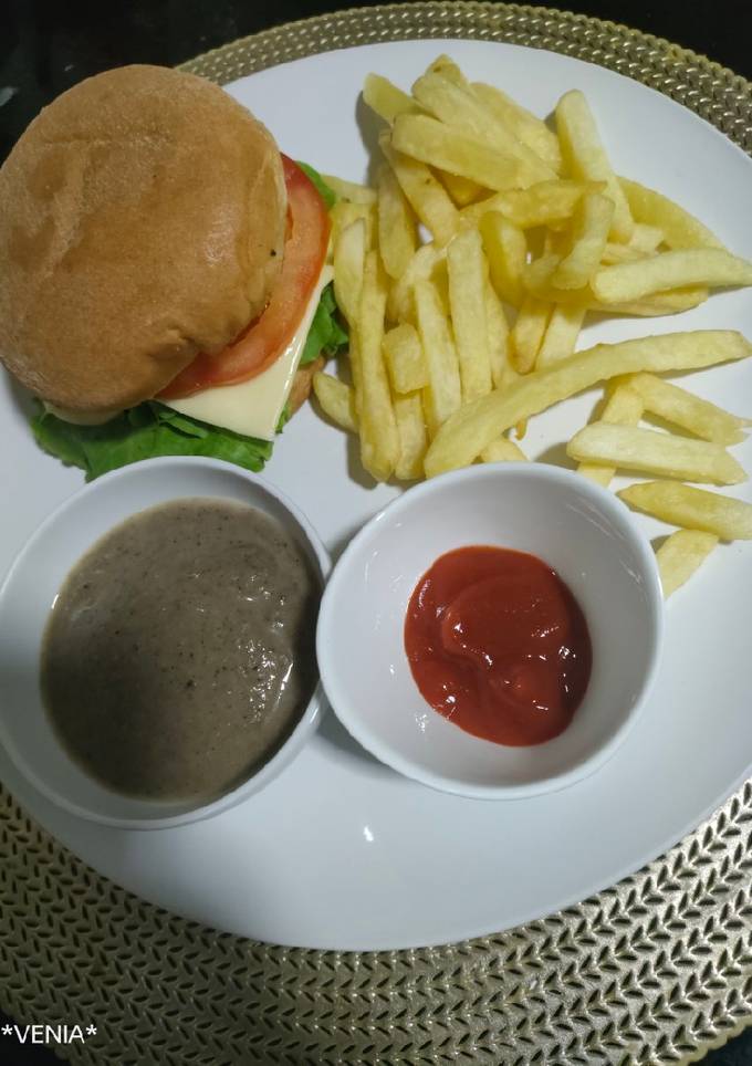 Resep Beef burger set oleh Venia Kitchen - Cookpad