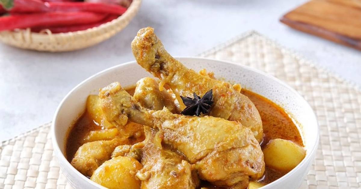 Resep Kari ayam kentang oleh Alya Hadrami - Cookpad