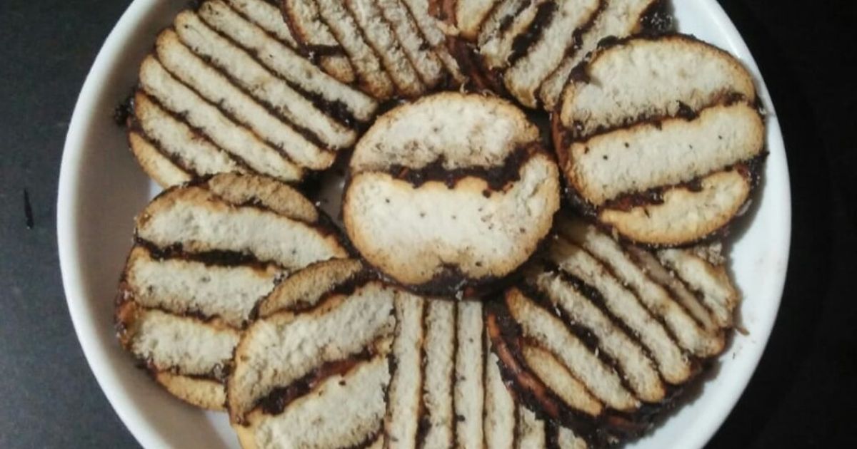 No Bake Choco Marie Biscuit Cake Recipe Recipe by Priya Jain - Cookpad